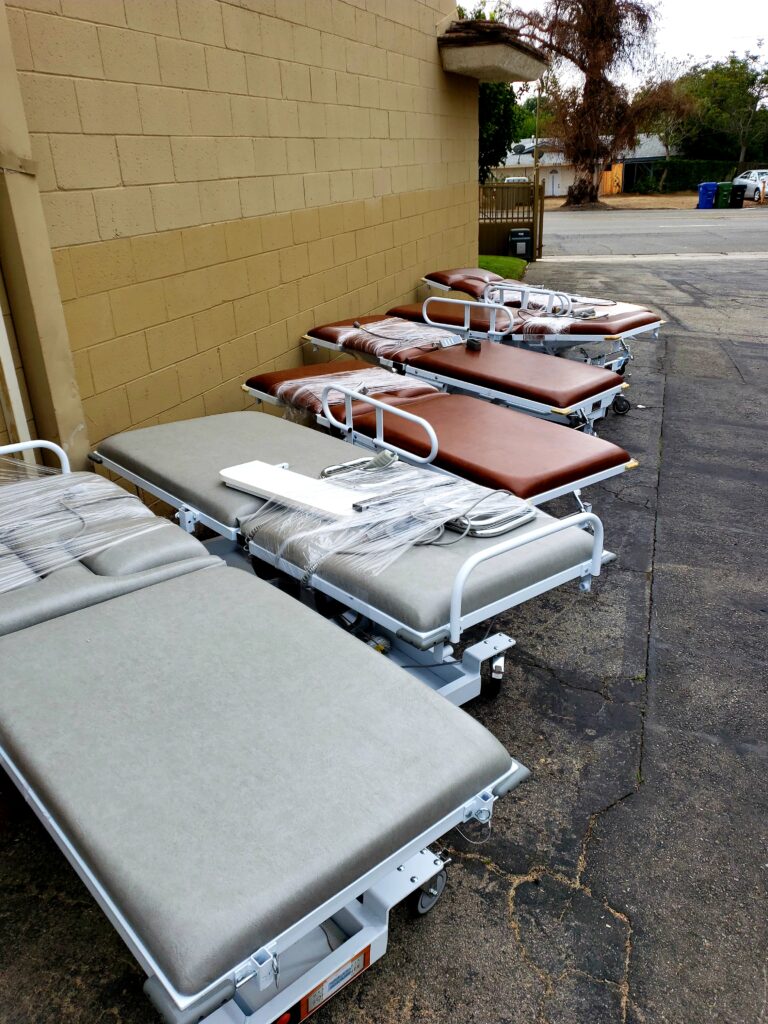 REFURBISHED ECHO EXAM BEDS